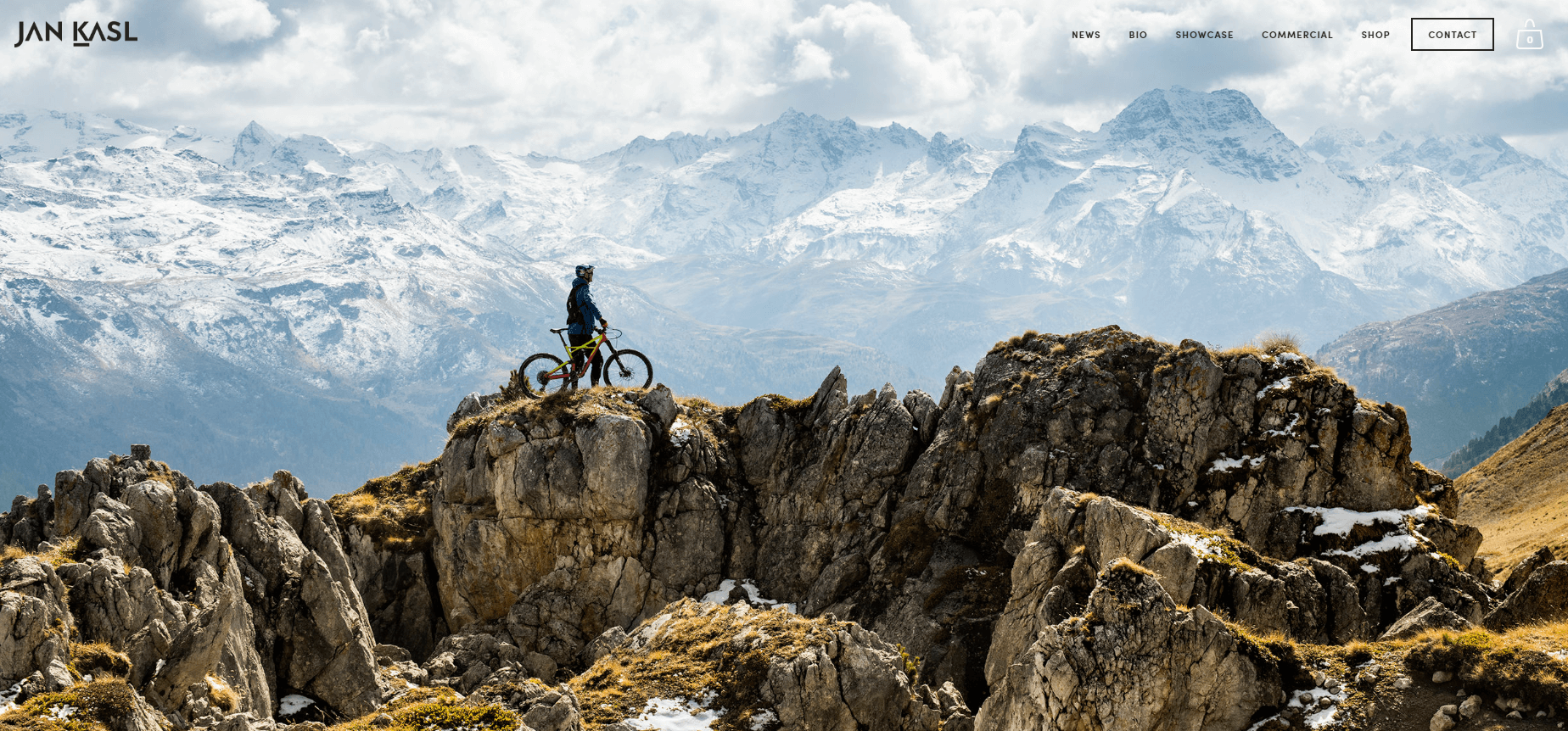 30 Best Photographer Website & Portfolio Examples - UENI Blog